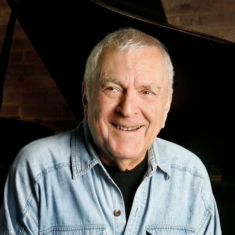 Curtains - Theatrical Rights Worldwide